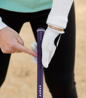 初心者の女性が本当にゴルフを好きになれる。NEW ONOFF LADY PERFORMANCE LESSON | BUZZ GOLF