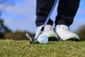 ゴルフ5がフォーティーンに求めた究極のハイバウンスウェッジ。｜GOLF5 × FOURTEEN | BUZZ GOLF
